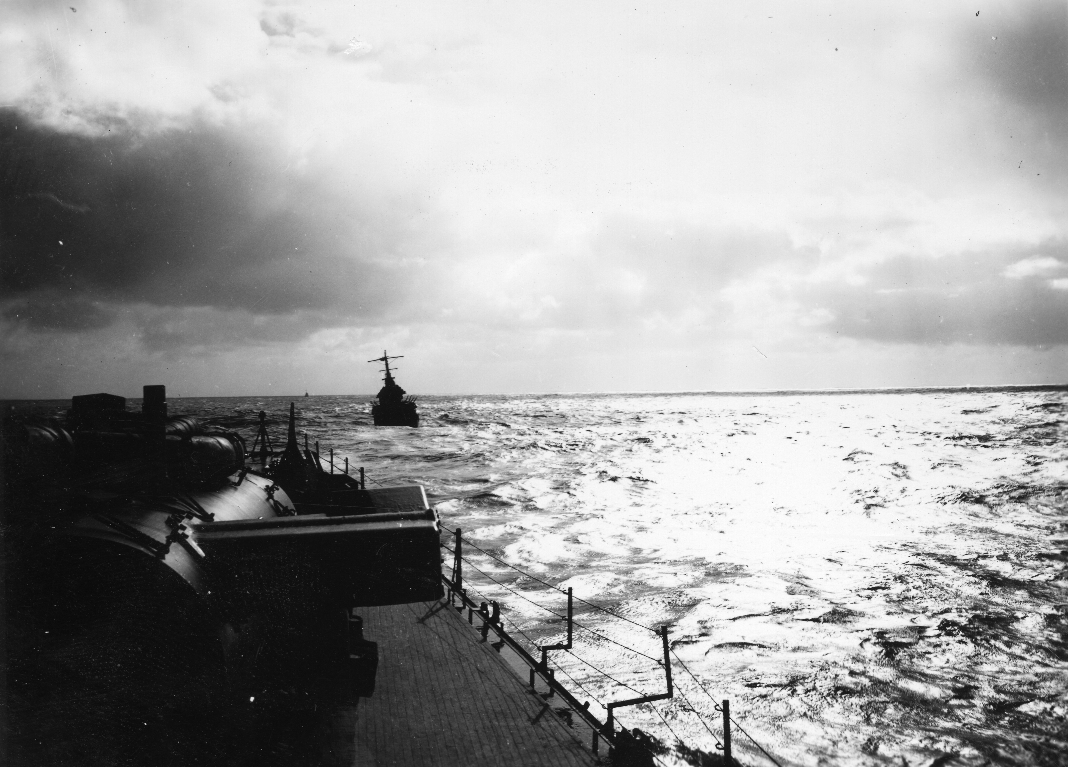 | U.S. Naval Institute Photo Archives