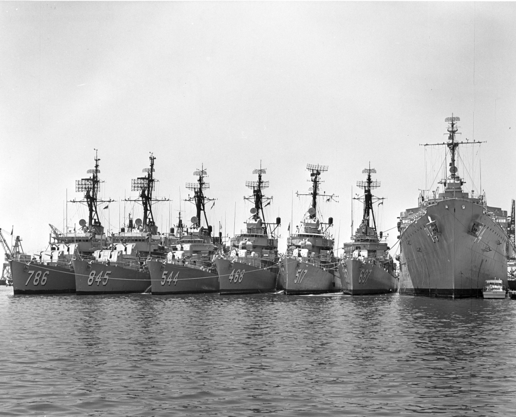| U.S. Naval Institute Photo Archives