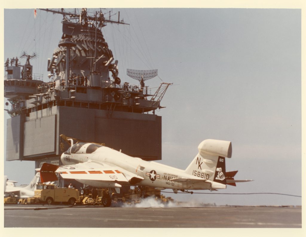 | U.S. Naval Institute Photo Archives