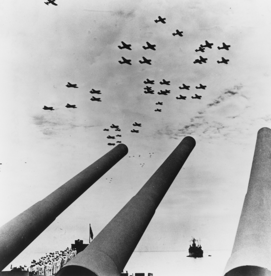 | U.S. Naval Institute Photo Archives