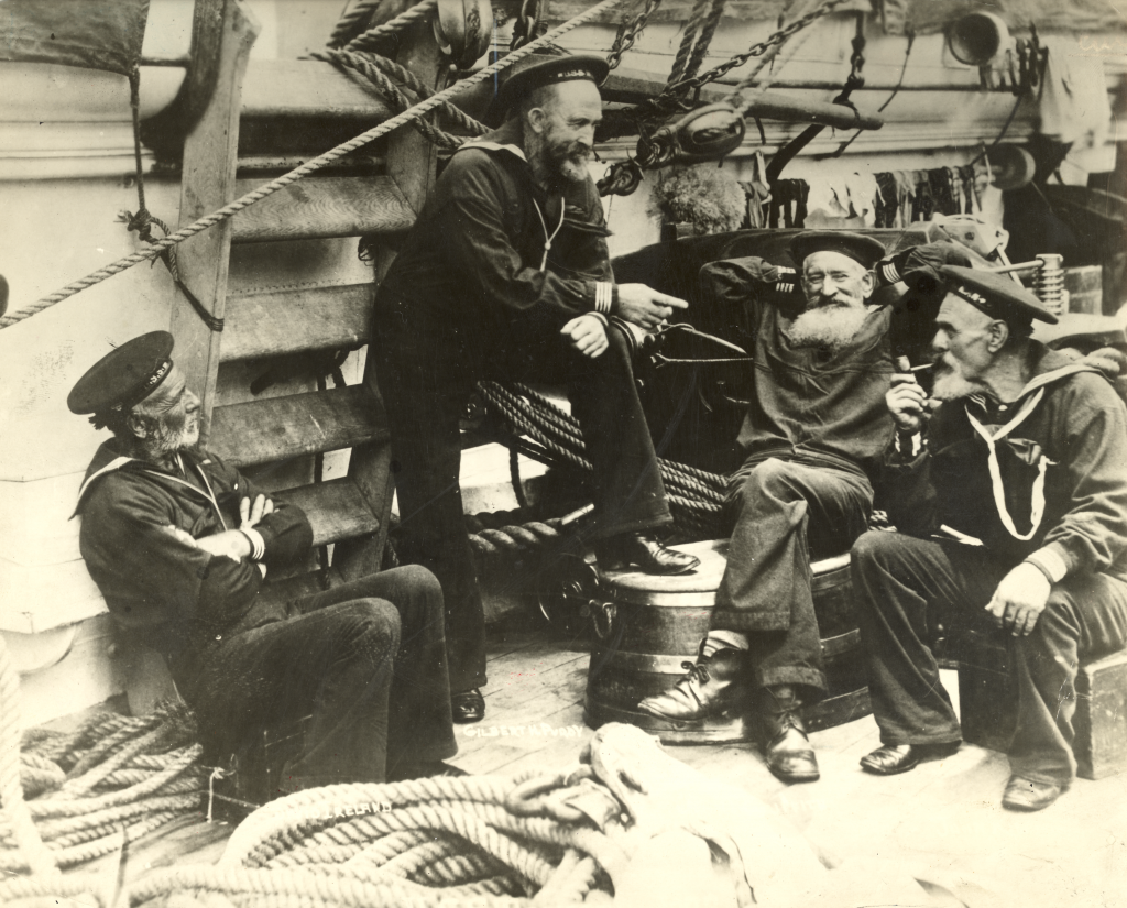 | U.S. Naval Institute Photo Archives