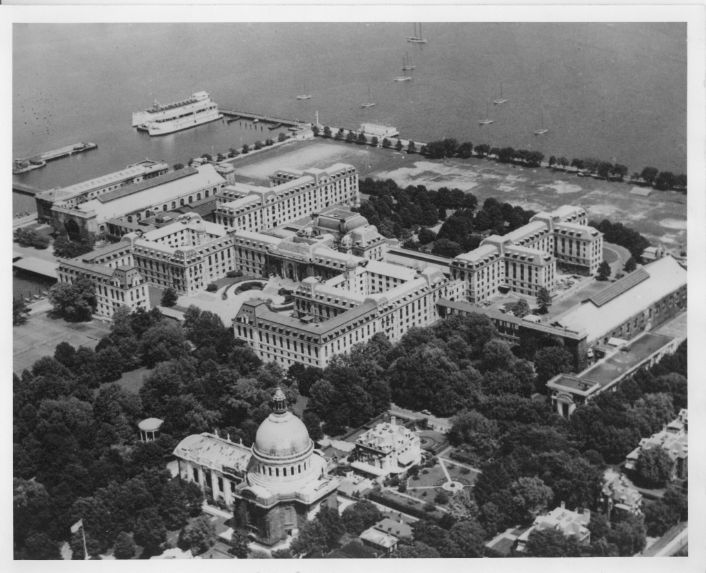| U.S. Naval Institute Photo Archives