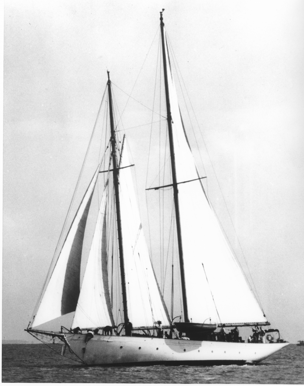 | U.S. Naval Institute Photo Archives