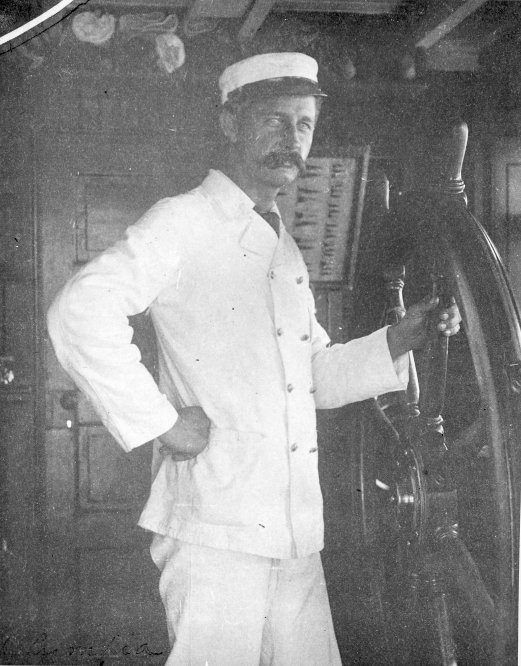 | U.S. Naval Institute Photo Archives