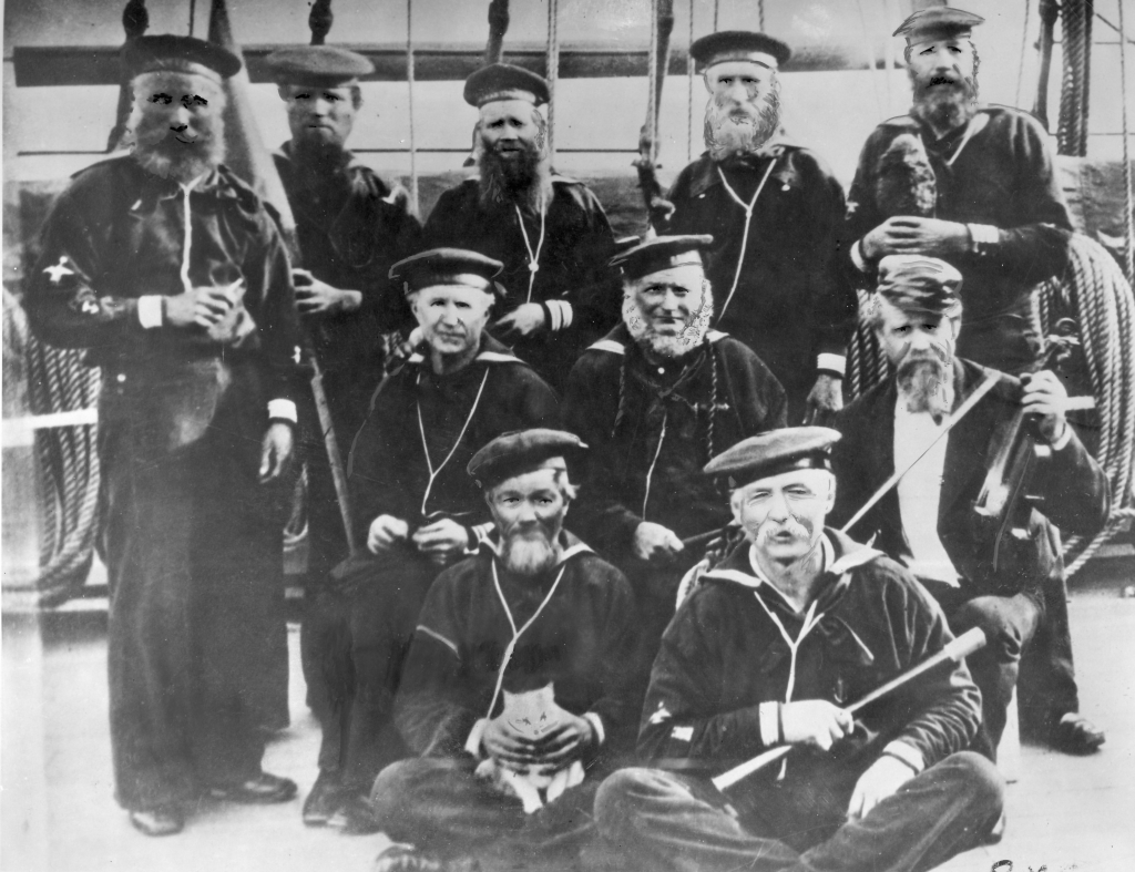 | U.S. Naval Institute Photo Archives