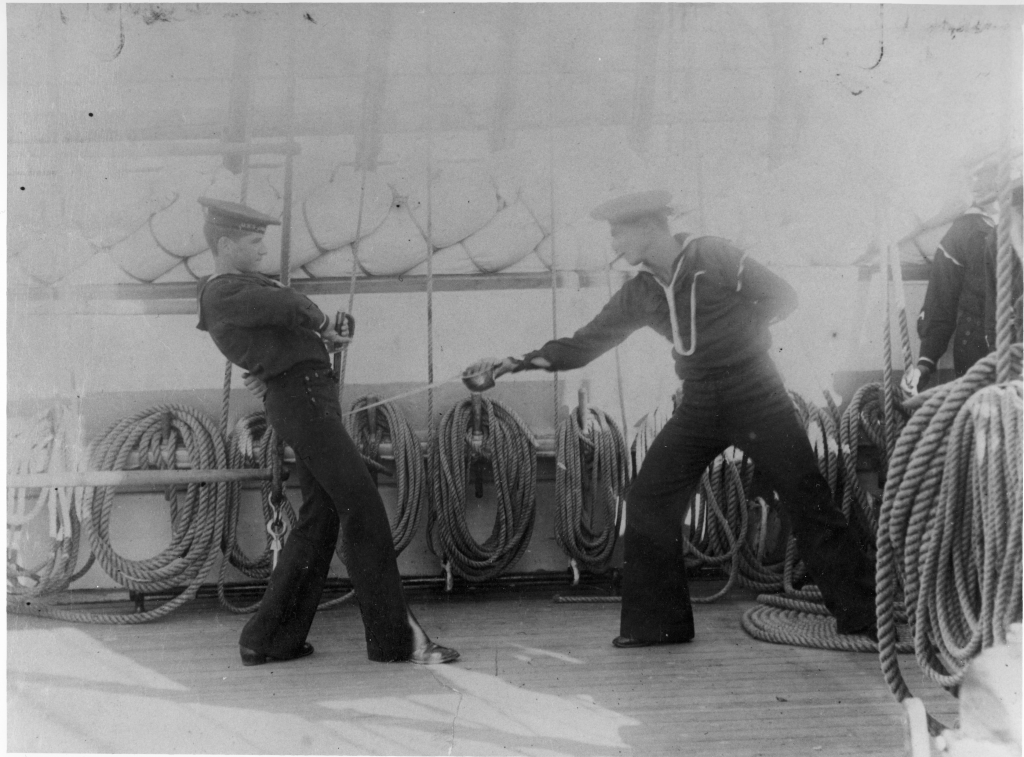 | U.S. Naval Institute Photo Archives