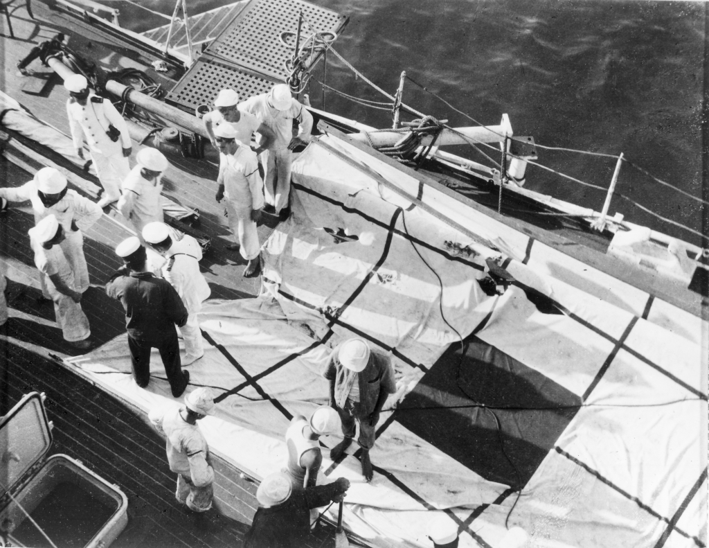 | U.S. Naval Institute Photo Archives