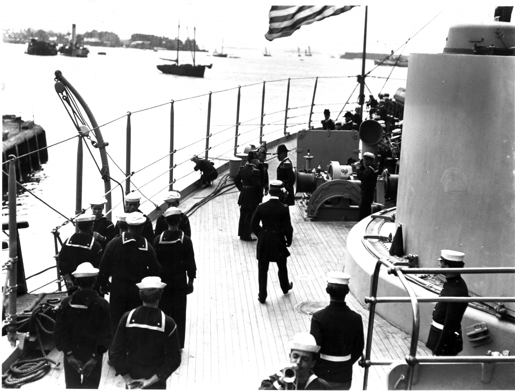 | U.S. Naval Institute Photo Archives